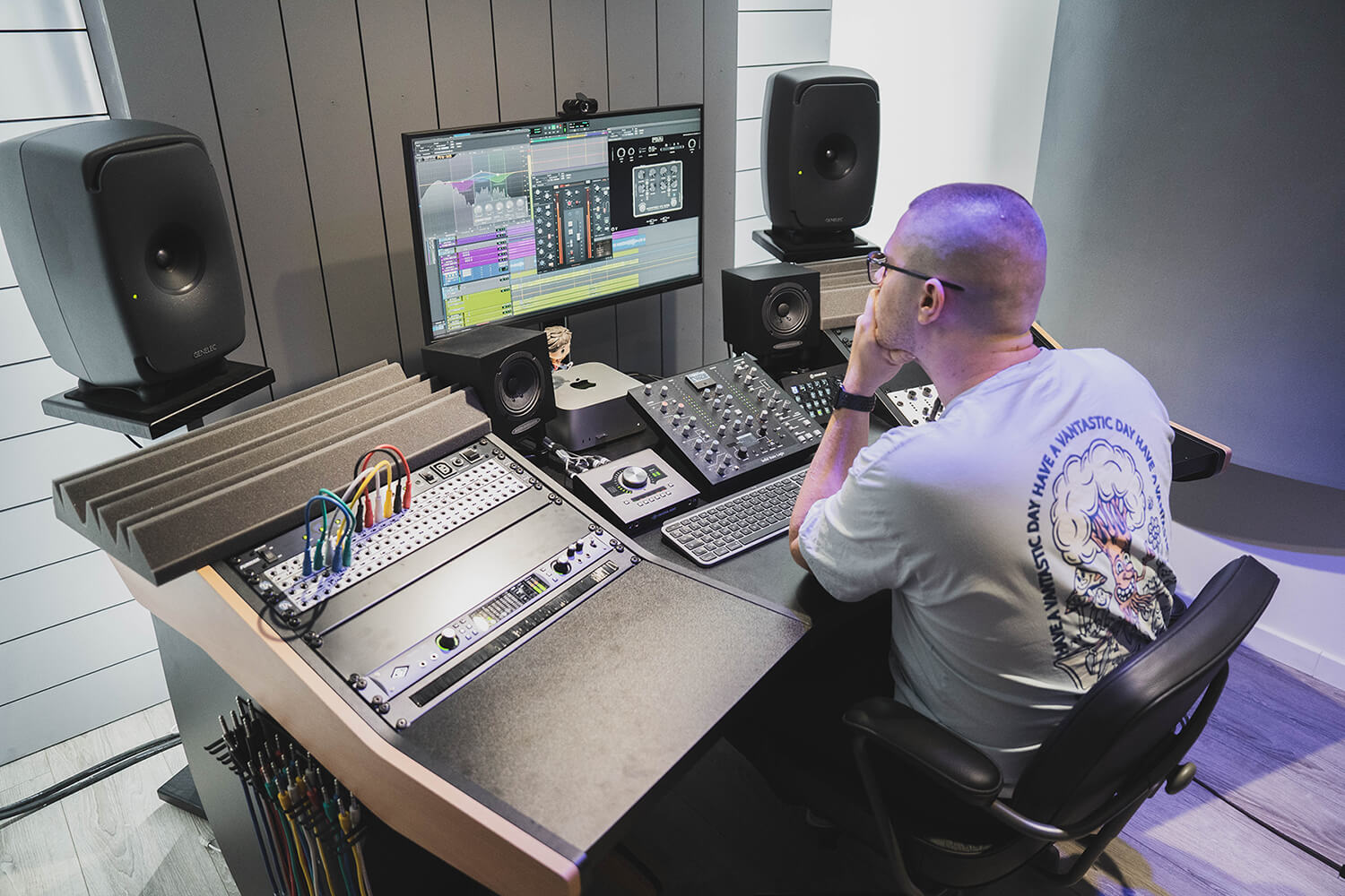 Mixage en Ligne : Transformez Votre Musique - Sonicscape Studio